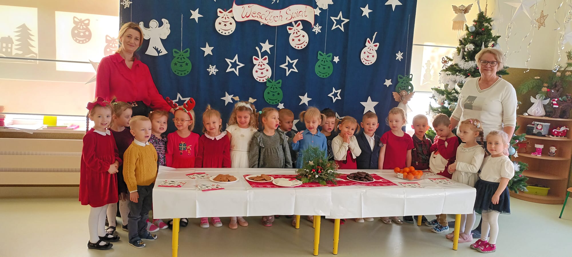 Wigilia w grupie ''Papużek'' - Publiczne Przedszkole nr 2 w Busku-Zdroju